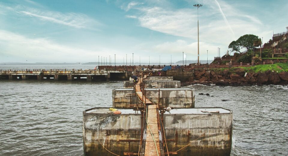 Underwater Construction & Docks | Marine Infrastructure